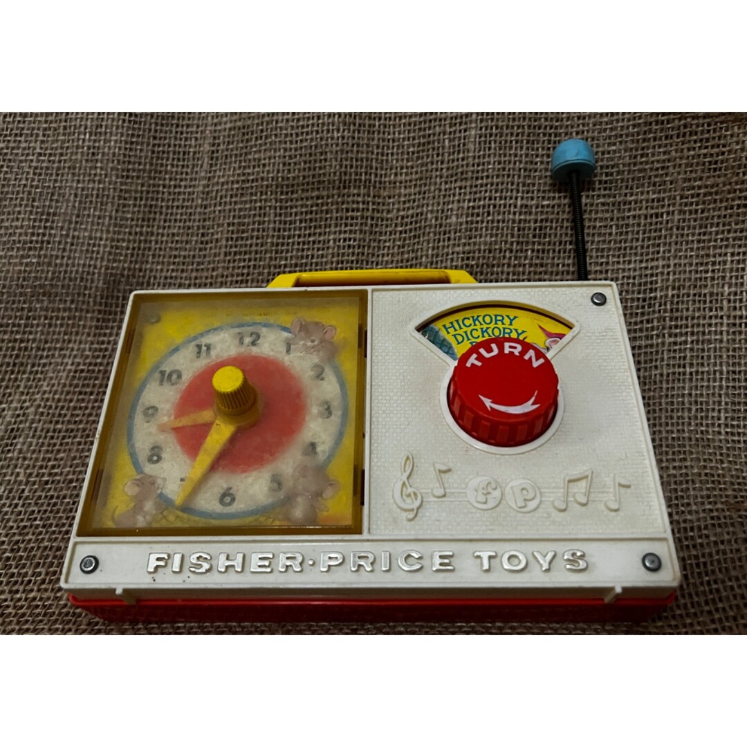 Vintage Fisher Price 1971 Hickory Dickory Dock Clock Radio 107 Wind up ...
