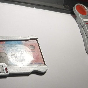 Multipass for Cosplay Business Card Holder 3D Printed and Hand Painted ...