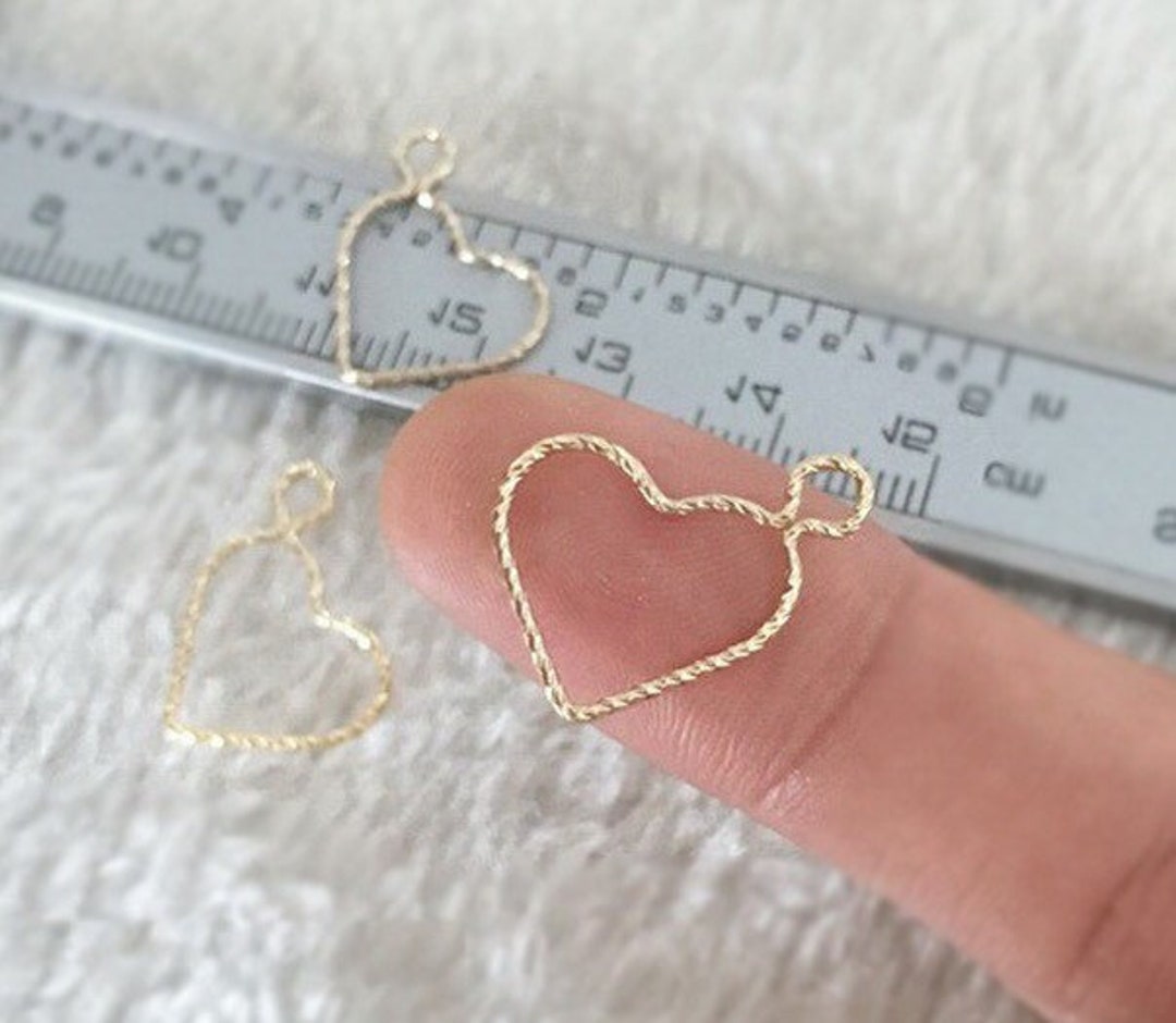 15.5mm 14K Gold Filled Sparkle Wire Heart Charm With Loop, Hollow Heart ...