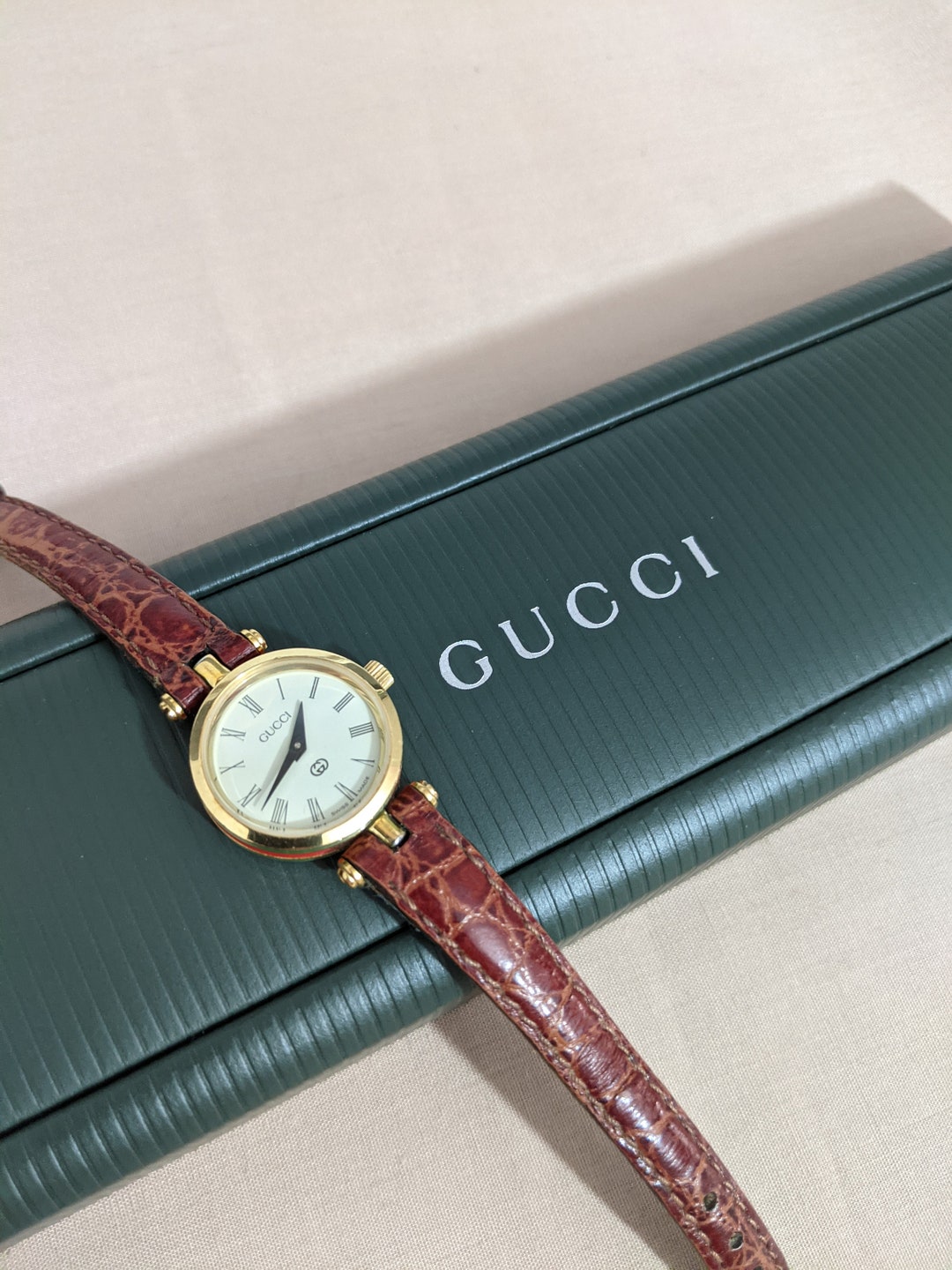 Authentic 1980s Gucci Women Watch GUCCI 1980s Sherry Line - Etsy