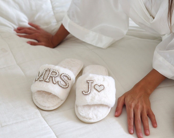 Bride Gift Pearls Slippers Rhinestone Fluffy Slippers Bridal Shower ...