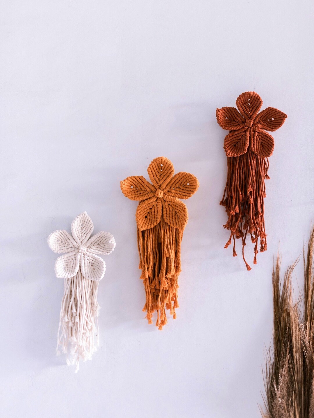 Handmade Macrame Flower Wall Hanging: Boho Home Decor - Etsy