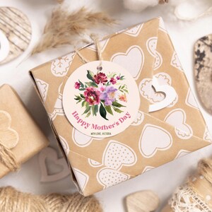 Printable Mother's Day Circle Sticker Gift Tag Template. Editable ...