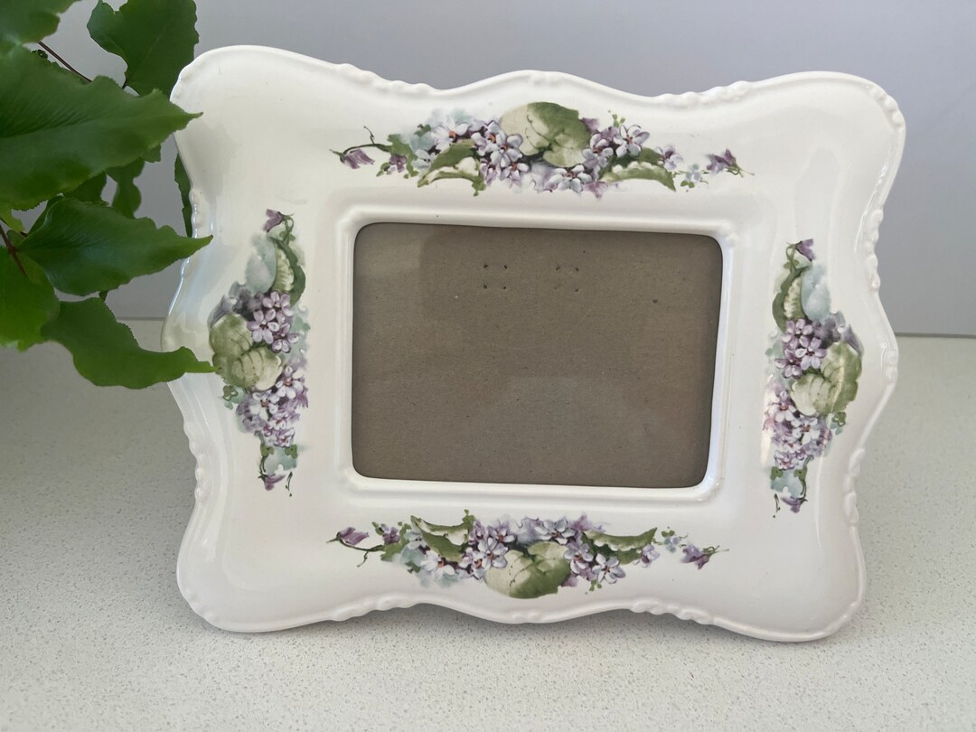 Elegant Vintage Porcelain Frame, Terragrafics Ceramic Photo Frame With ...