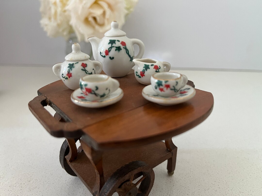 Cute Vintage Miniature Tea Set, Dolls House Tea Set, Pretty 7 Piece ...