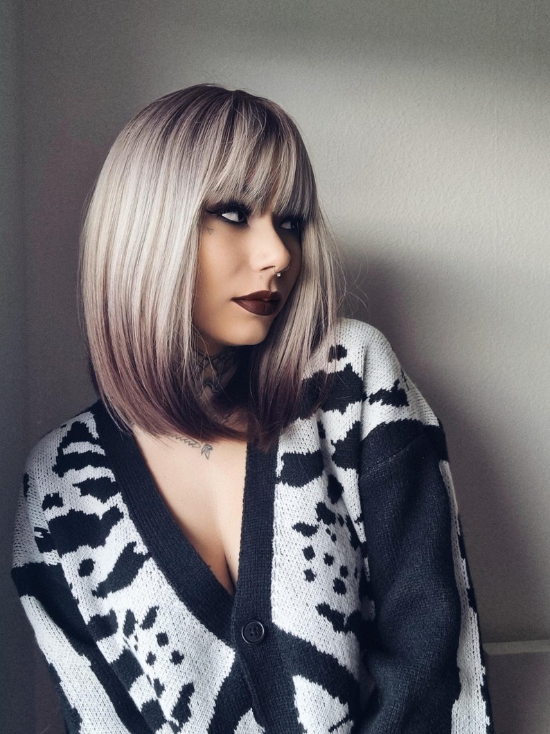 Argene // Natural Looking Ash Blonde Ombre Straight Bob Wig With Bangs ...