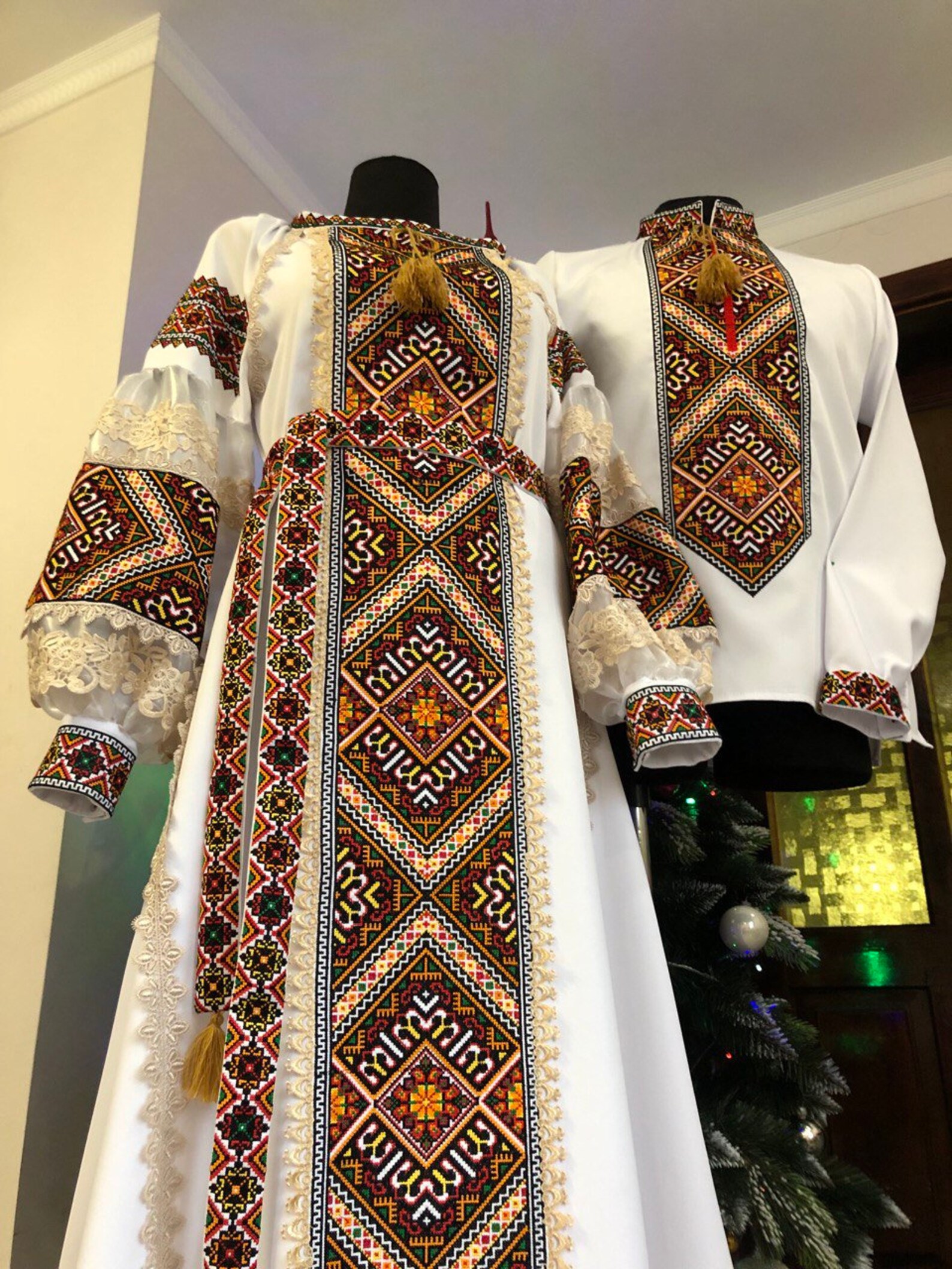 Ukrainian Dress Wedding Dress Embroidered Dress Caftan Chic Nationale ...