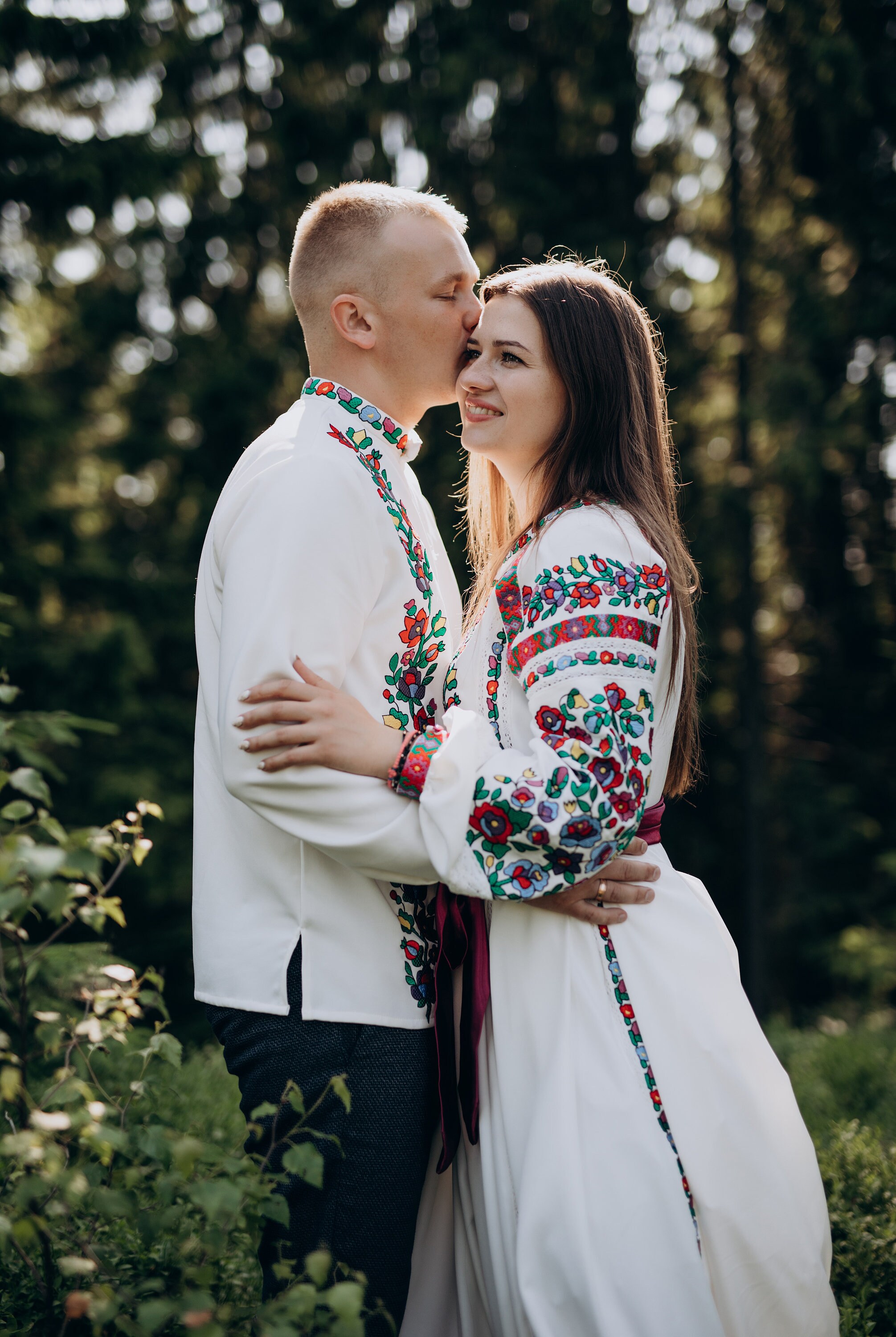 Ukrainian Wedding Set Flower Dress Embroidered Exclusive Dress Caftan ...