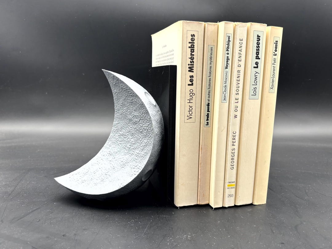 Moon Bookend 3d Print - Etsy