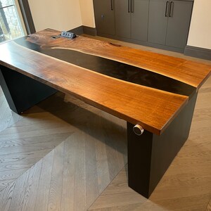 Executive Office Desk Epoxy Resin Office Desk Live Edge Desk Desk With ...