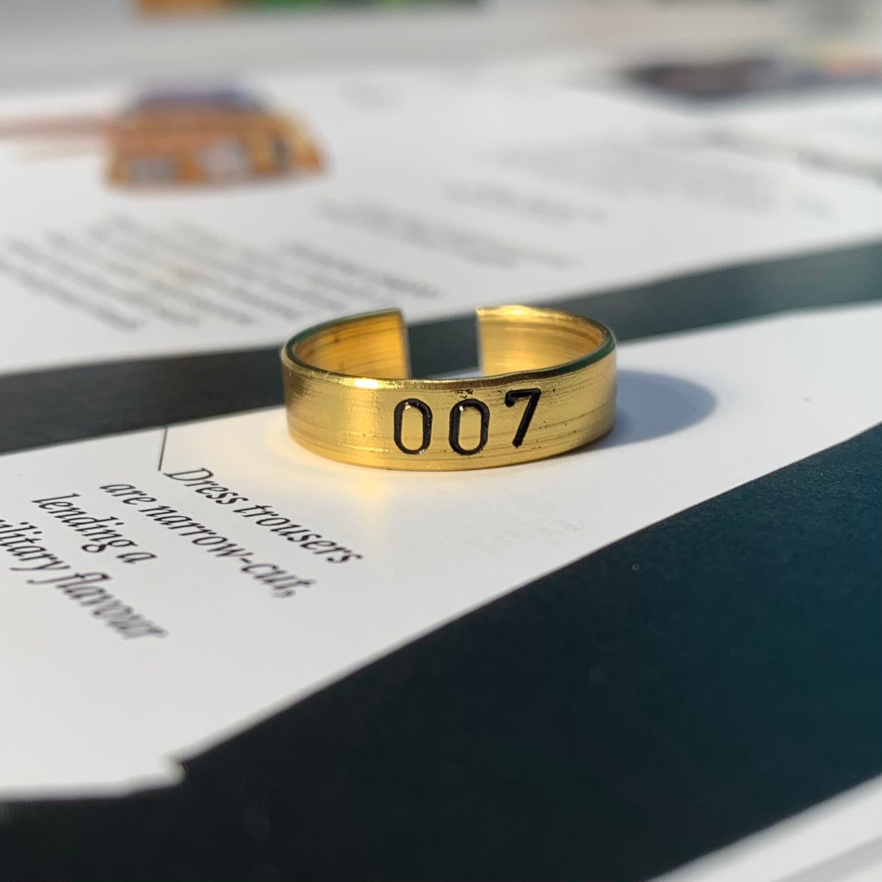 James Bond 007 Logo Gold