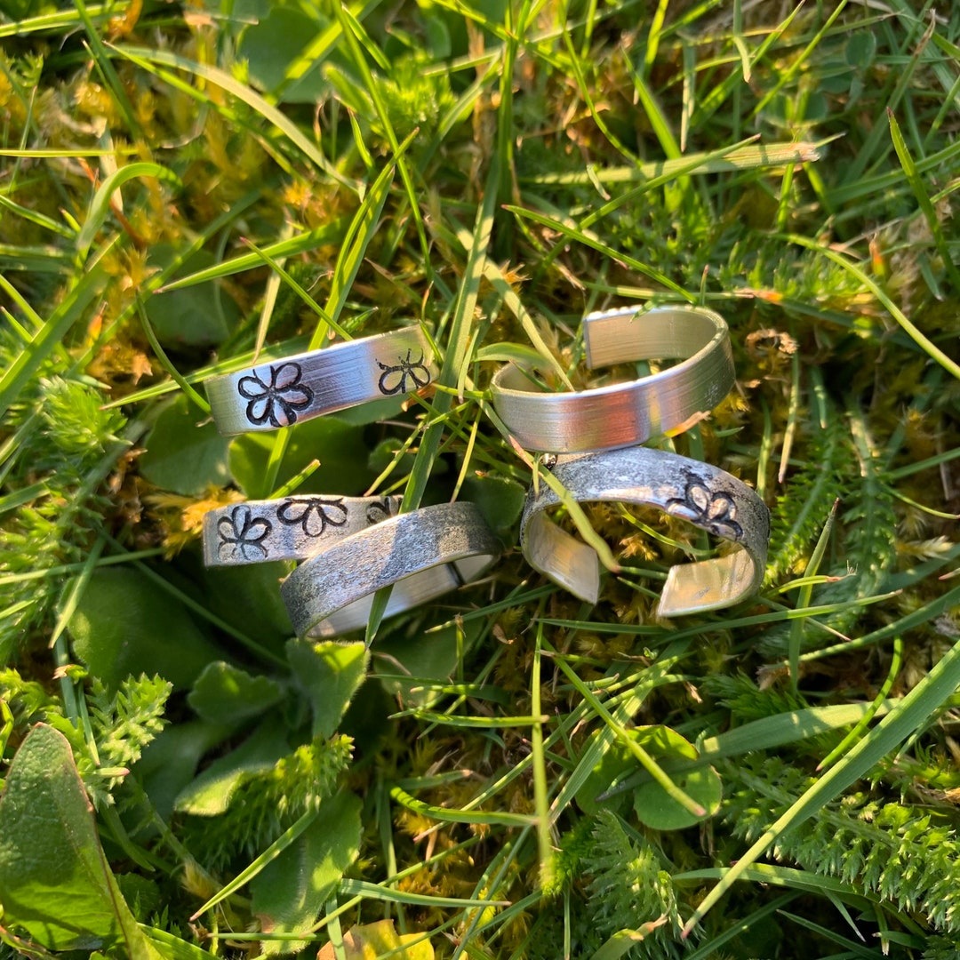 Surprise 3 Ring Mystery Box - Etsy