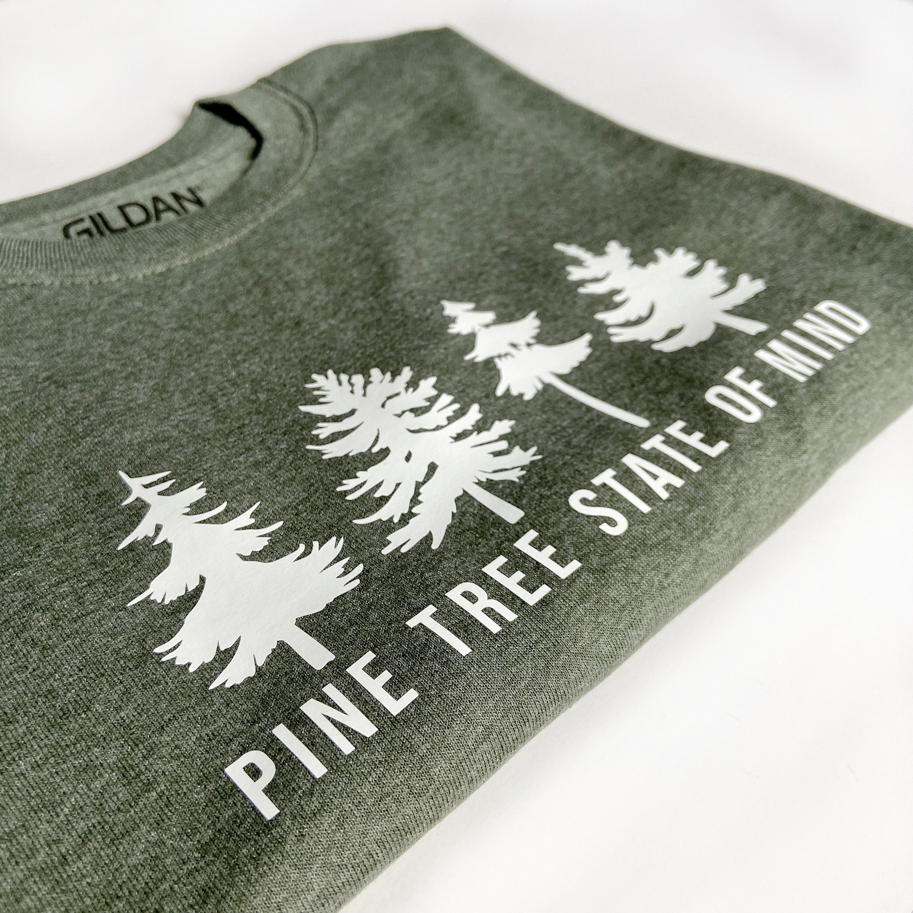 Pine Tree State of Mind -- Maine State T-shirt -- Unisex Small, Medium ...