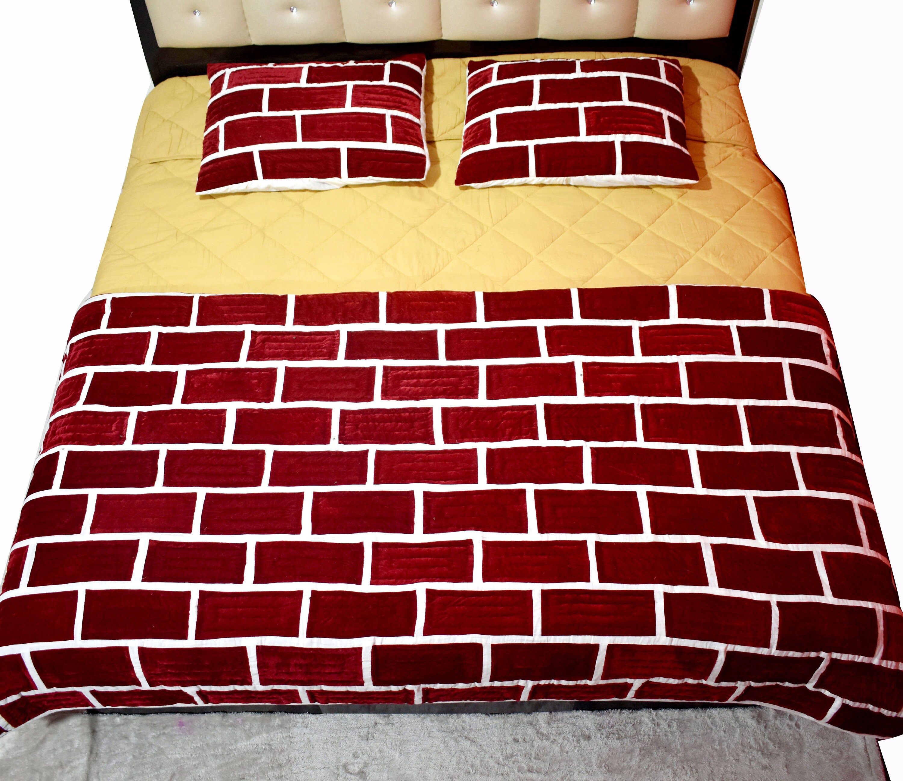 Deep Red Wall Design Velvet Bricks Quilt King Comforter Bedspread ...