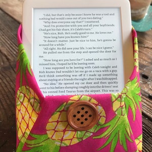 Book Cozy Ereader and Kindle Stand Pattern and Tutorial, iPad Pillow ...