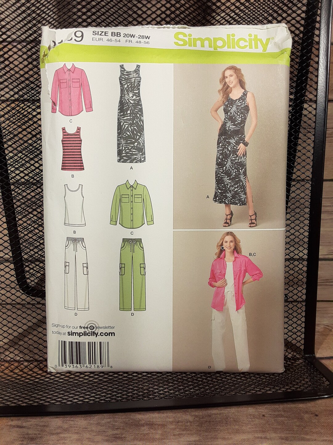 Misses'/womens' Shirt, Pants, Top and Dress - Uncut Simplicity 2189 2 ...