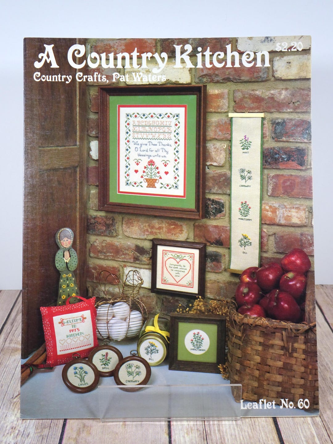 Country - A Country Kitchen, Leaflet No. 60 Country Crafts Counted ...