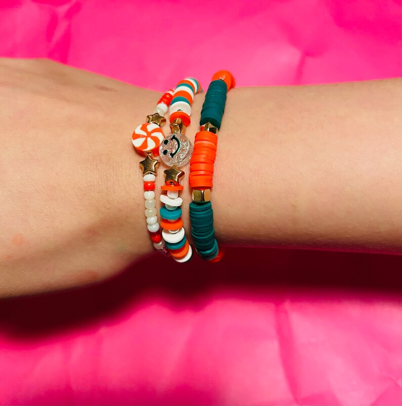 Cute Christmas Set of Two Bracelets - Etsy