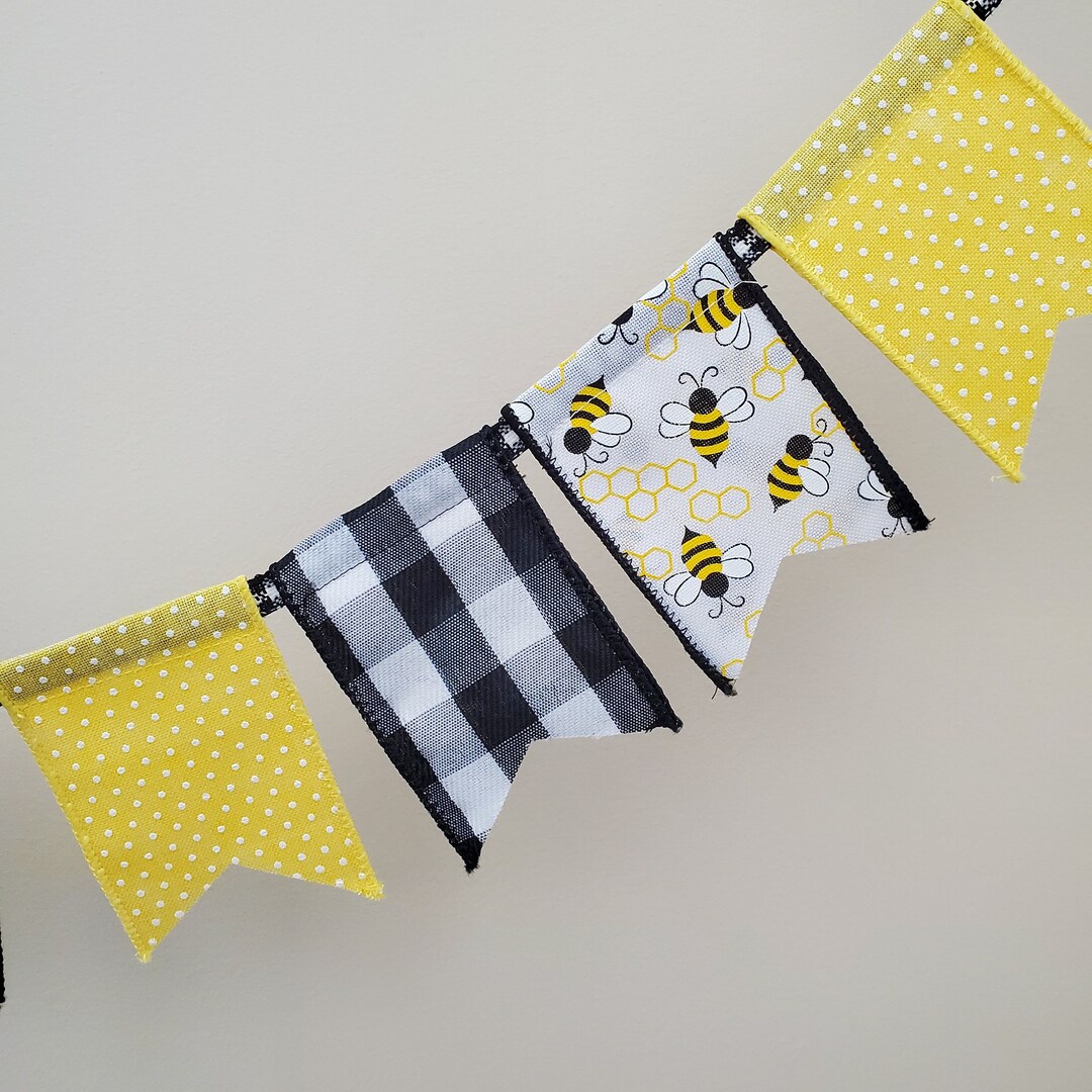 Bumble Bee Mini Banner, Yellow Gingham Bunting - Etsy