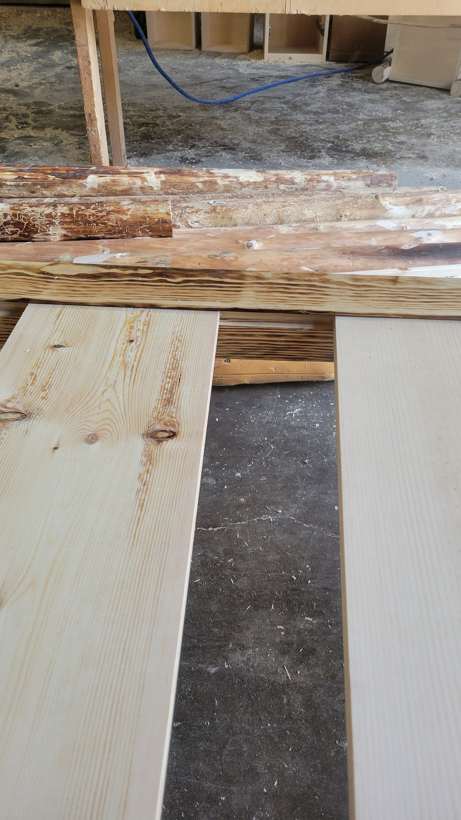 Log Platform Bed, Ready to Assemble, Rustic Bedroom Furniture - Etsy