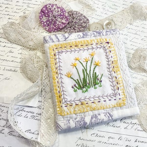 Vintage Needle Book Kit, Make Your Own Embroidered Spring Needle Case ...