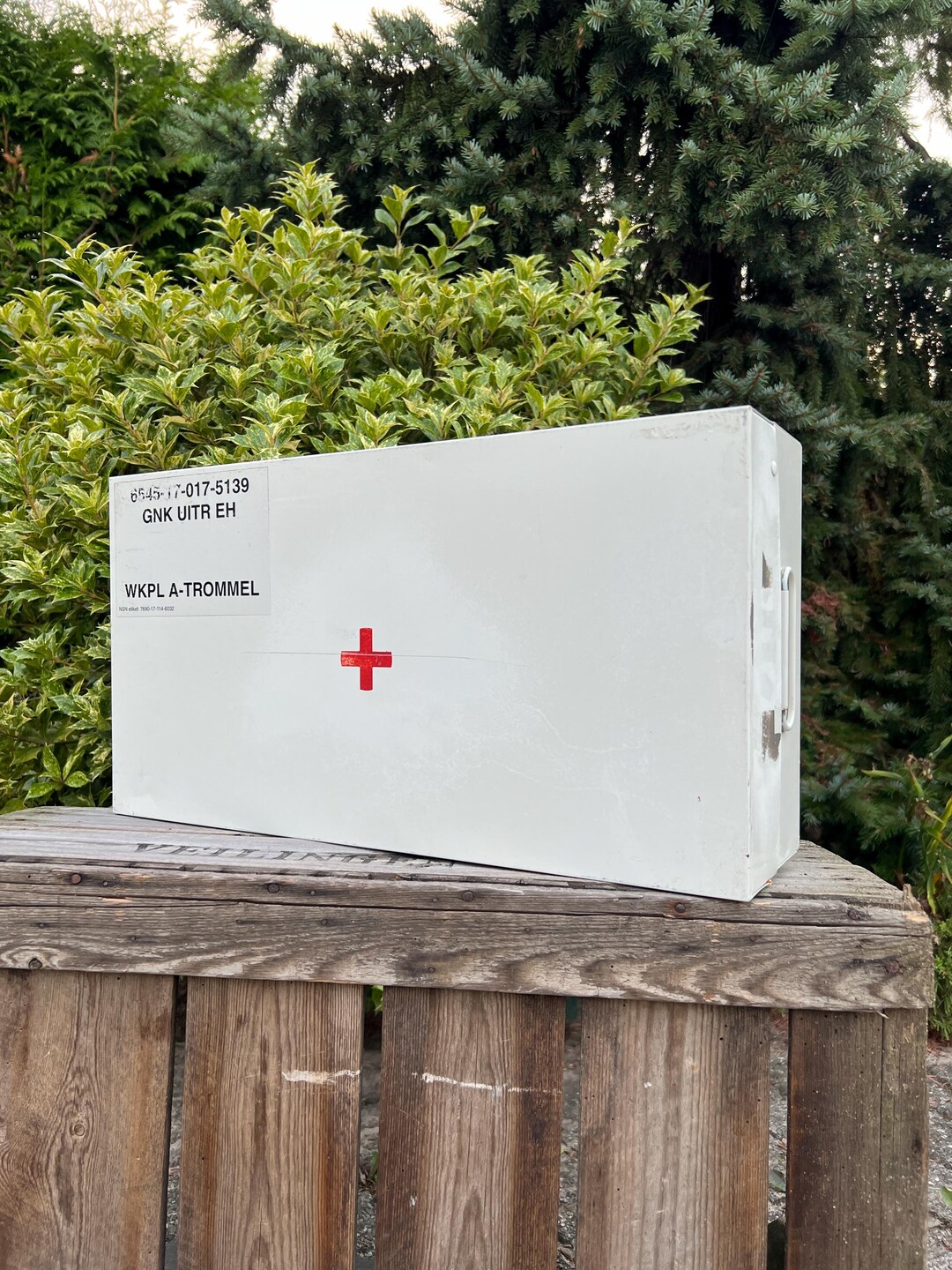 Vintage First Aid Kit, Metal Medicine Cabinet, Dutch Military Chest ...