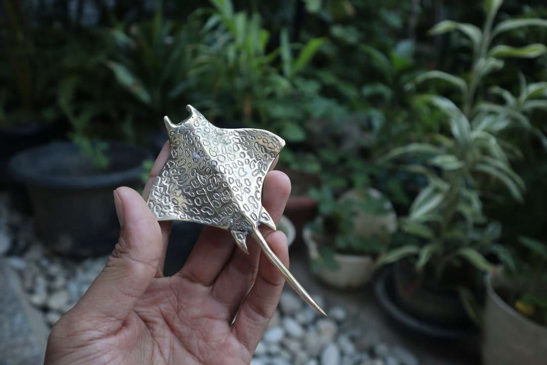 Vintage Brass Small Stingray Fish Statue - Gold Brass Manta Ray Animal ...