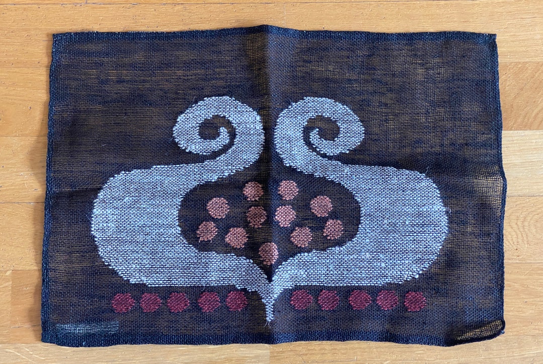 Finnish Linen Kuultokudos a Transparent Weave marjapussi by Taina ...