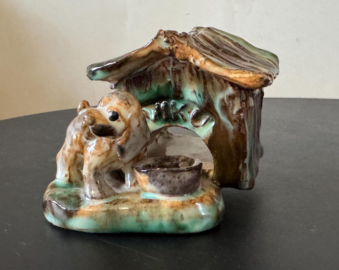 Kupittaan Savi "viku Dog and Doghouse" by Viljo Heinonen Made in ...
