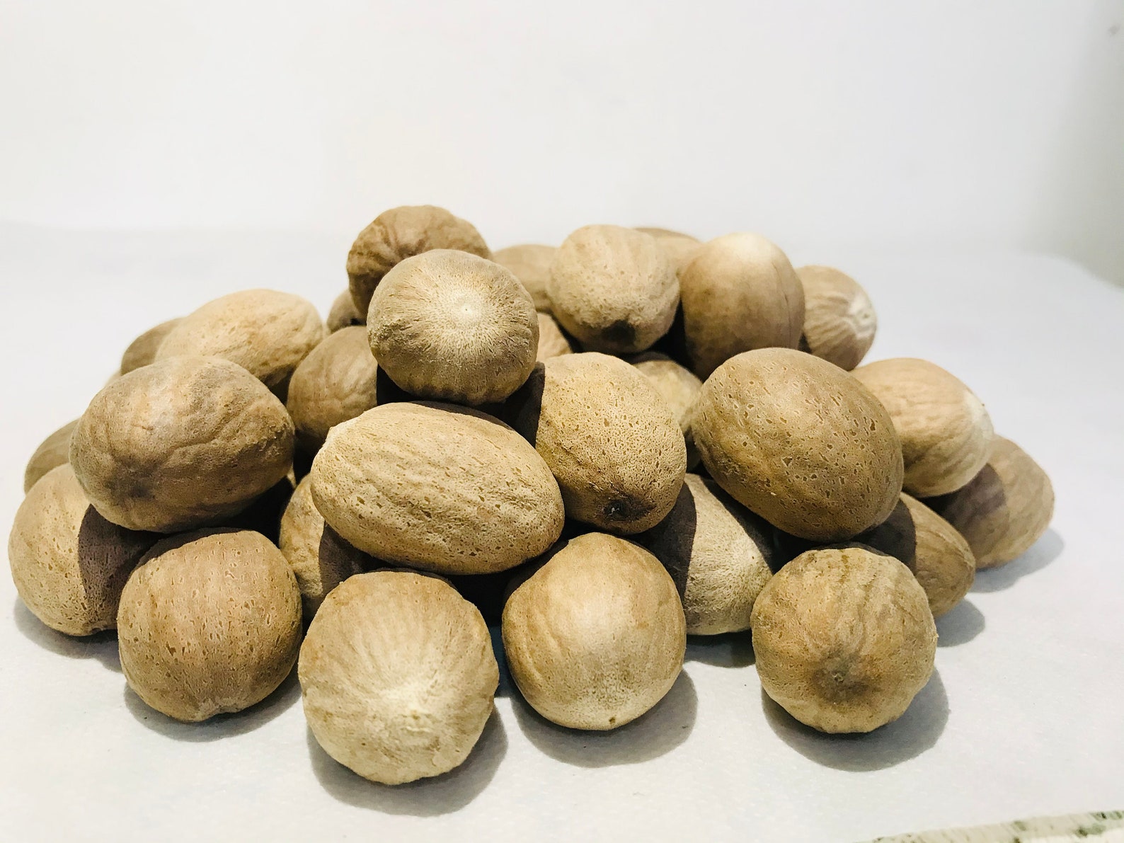 Whole Nutmeg Without Shell Grade A Quality, Organic Herbs & Spices Free ...
