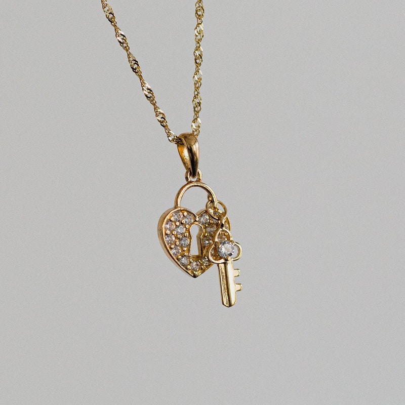 Heart Key Pendant - Etsy