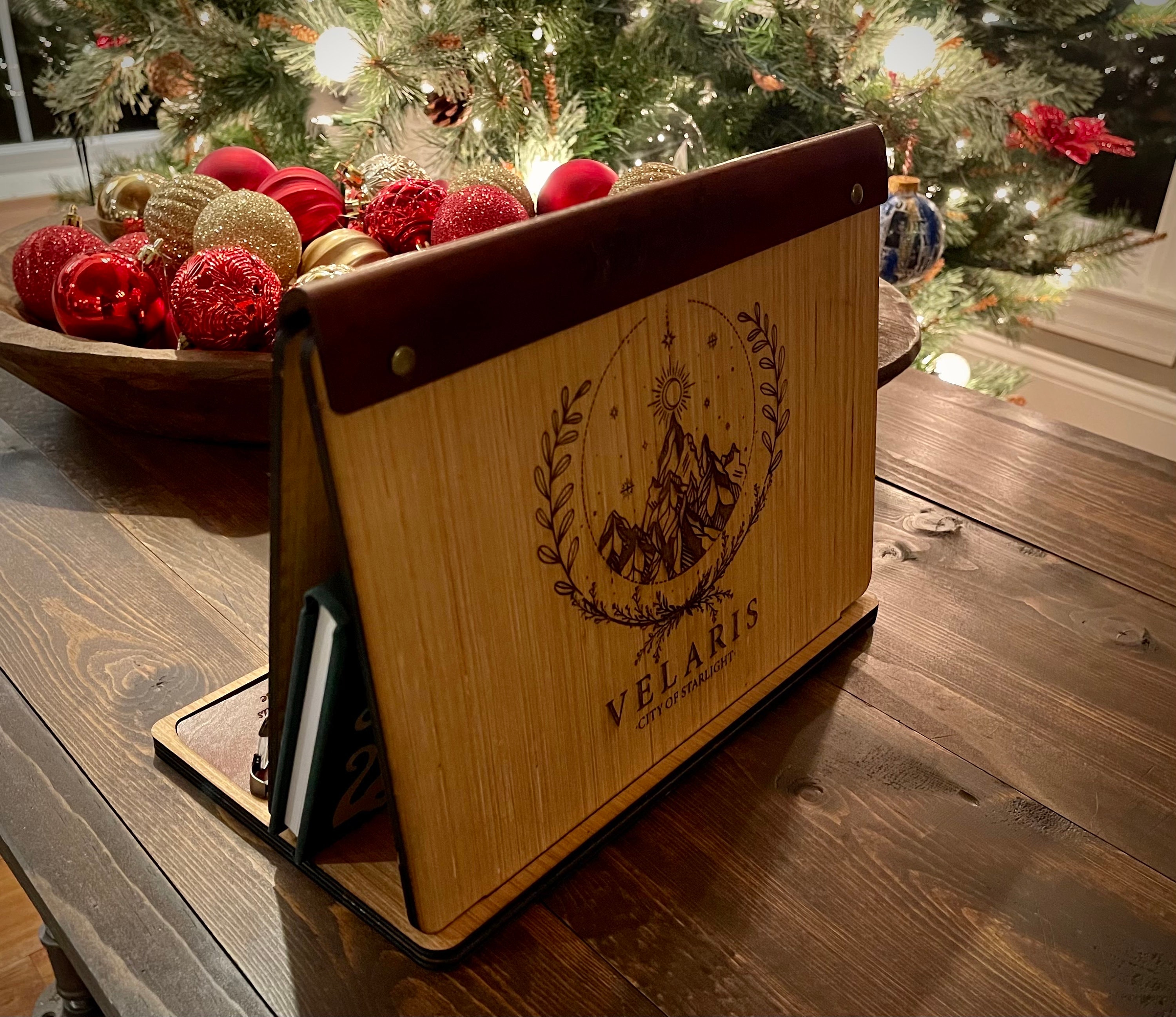 ACOTAR Wooden Book Nook Decor Velaris Mountains - Etsy