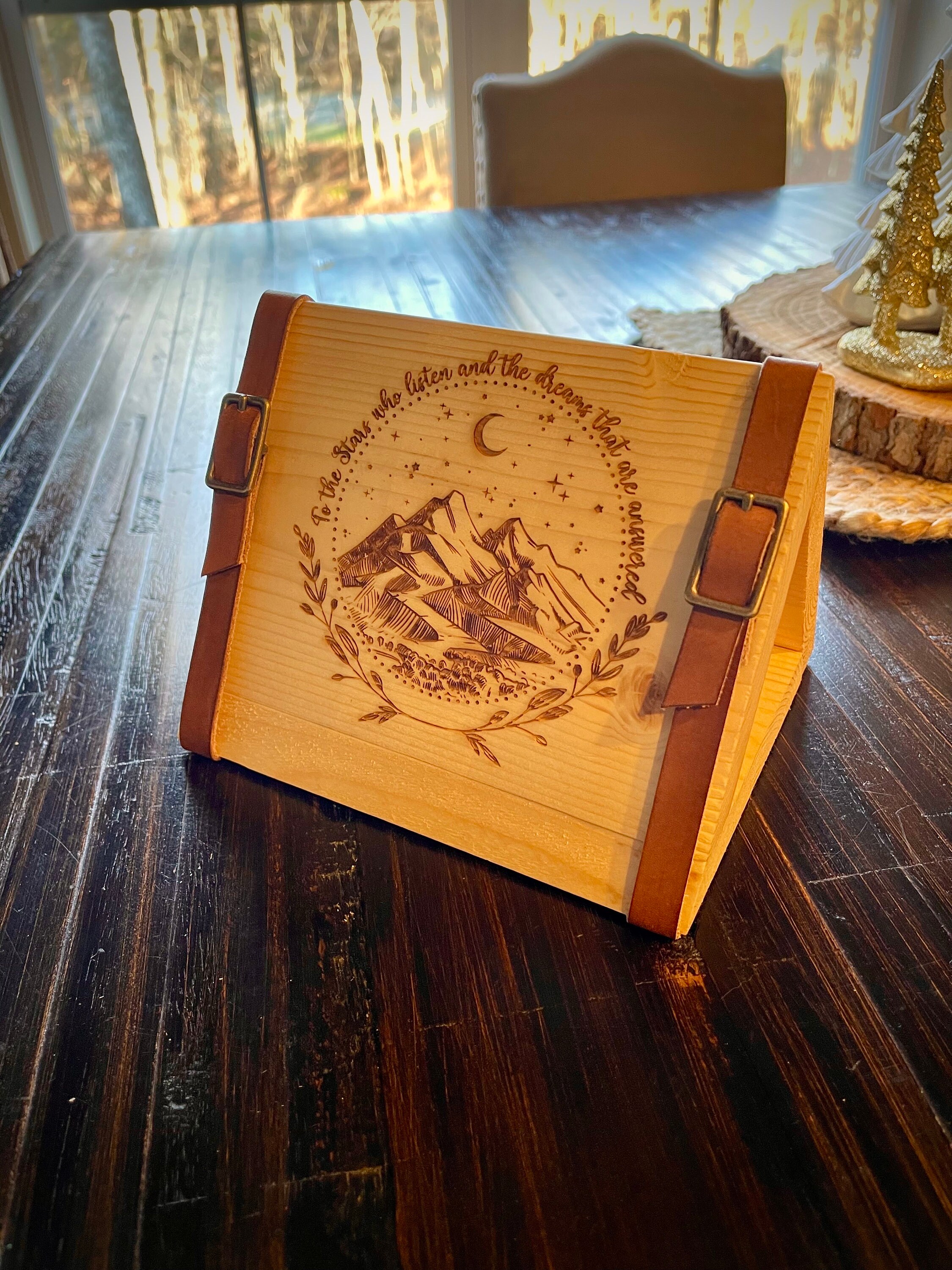 ACOTAR Wooden Book Valet Tray, Wood Nightstand, Booktok, Gift for Book ...