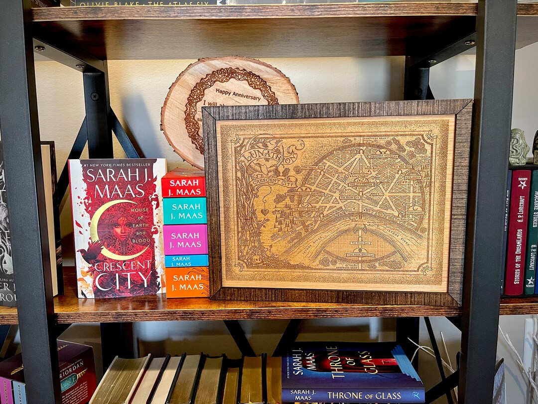 Crescent City Map, Wood Engraved Map of Lunathion, Updated for Book 3 ...
