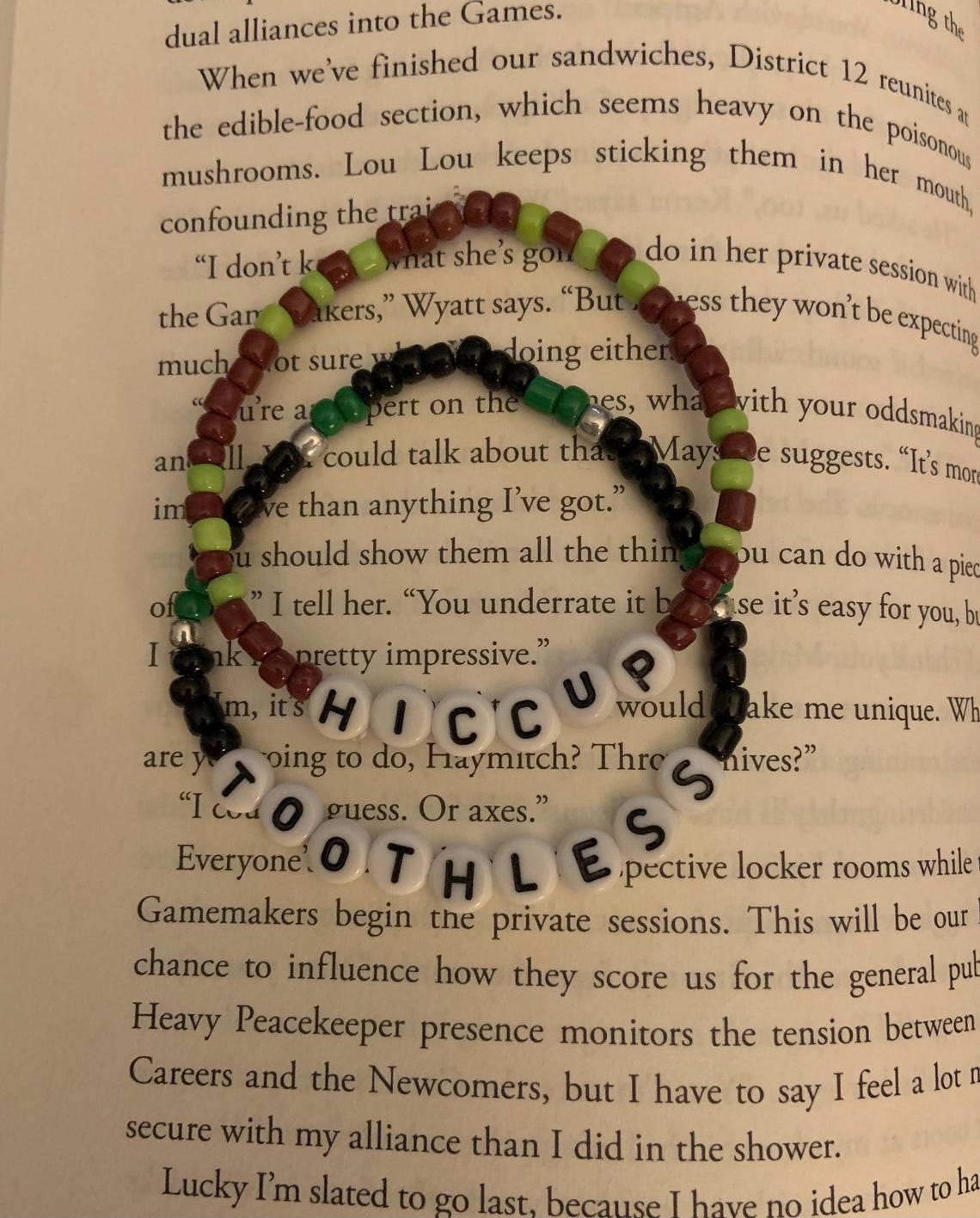 HTTYD Hiccup, Toothless, and Astrid Inspired Friendship Bracelets ...