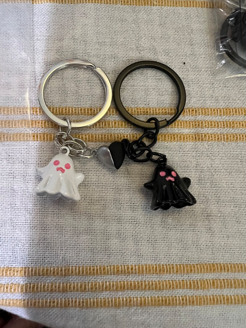 Ghostly Duo Keychain Set - Black & Pink Ghost Friends With Magnetic ...