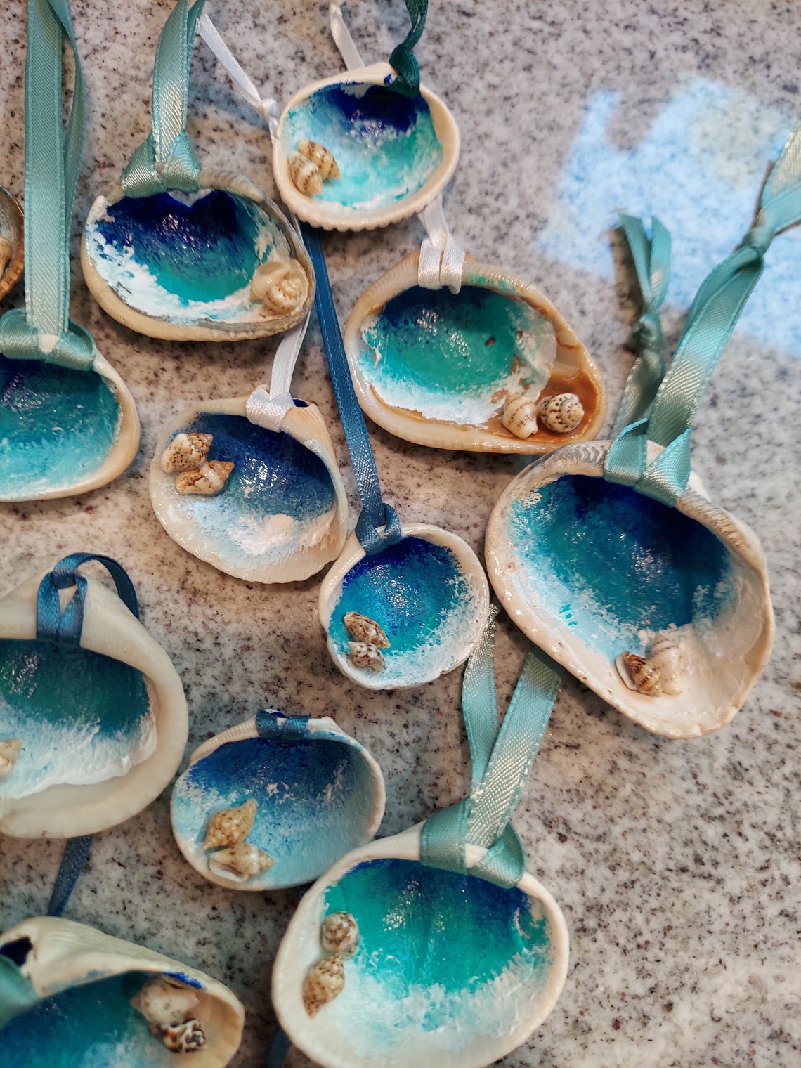 SEASHELL ORNAMENTS - Etsy