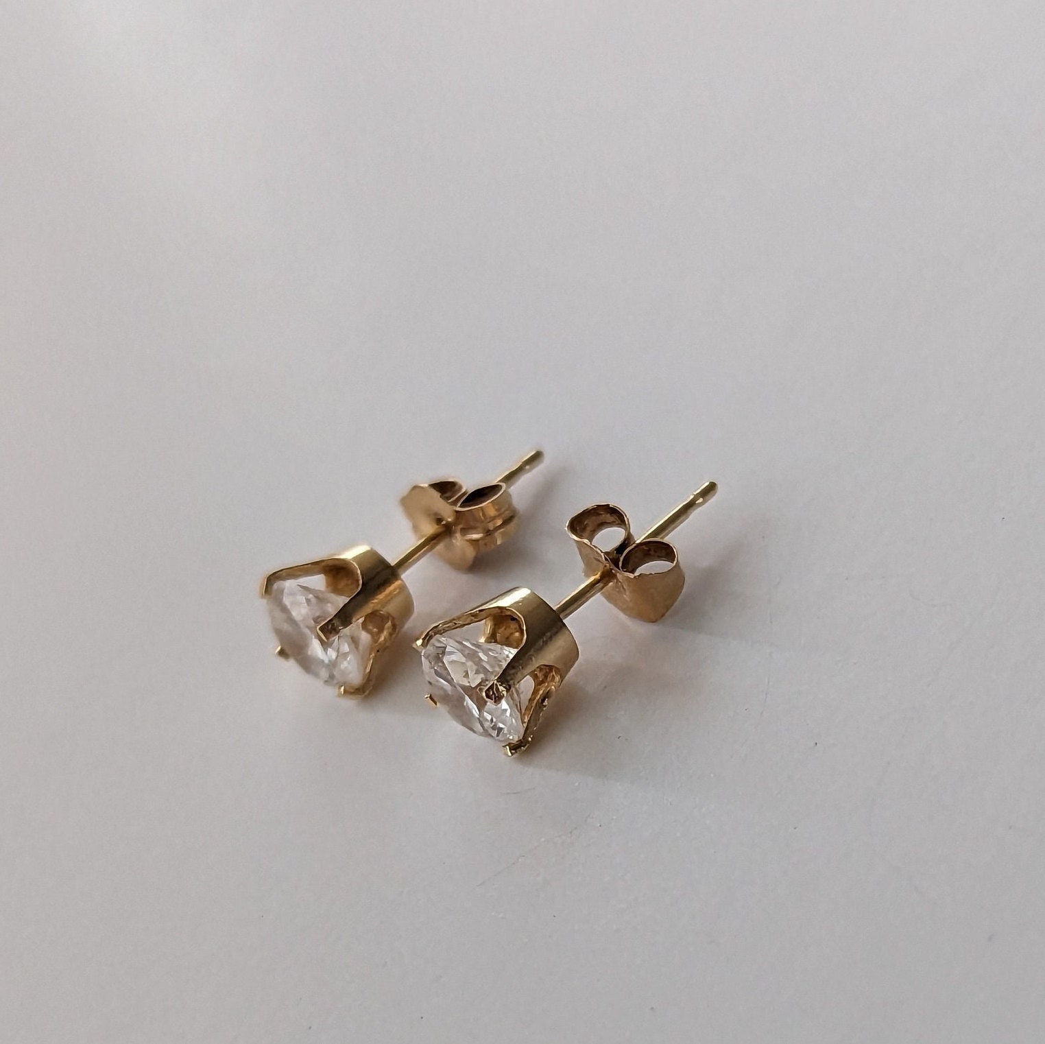 14k Gold Stud Earrings. Vintage, Round, Diamond Cut, Cubic Zirconia ...