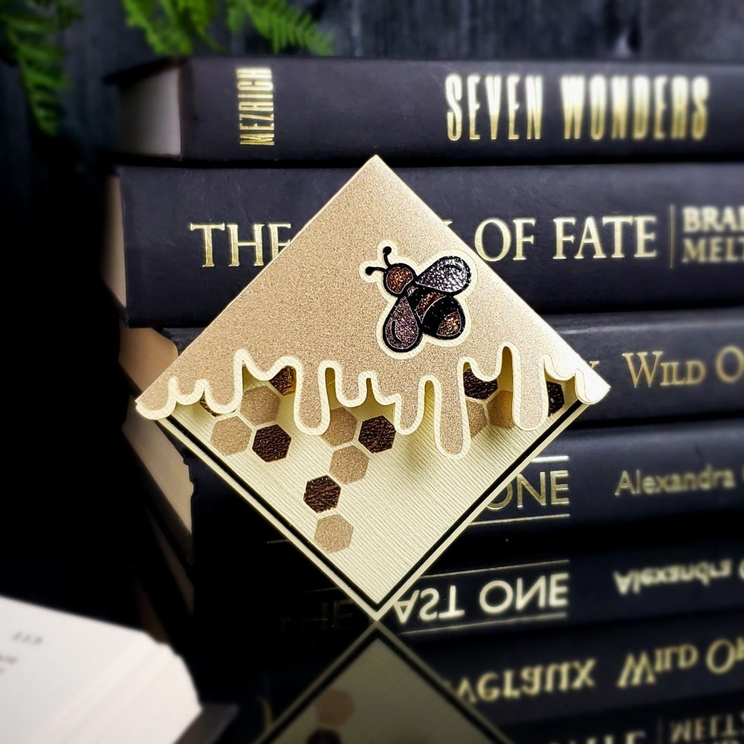 Bee Honey Drip Corner Bookmark Reader Gift for Her Custom - Etsy