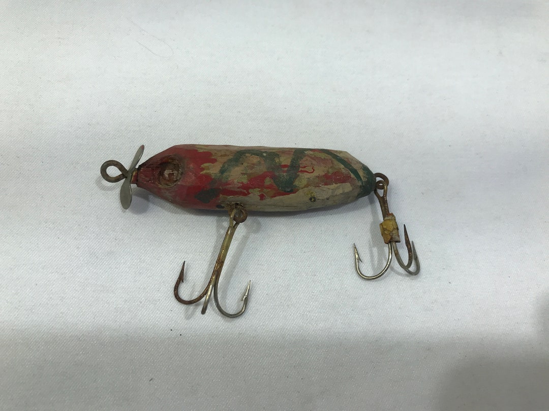 Antique Wood Fishing Lure, Red, Green and White Wooden, Lure With ...