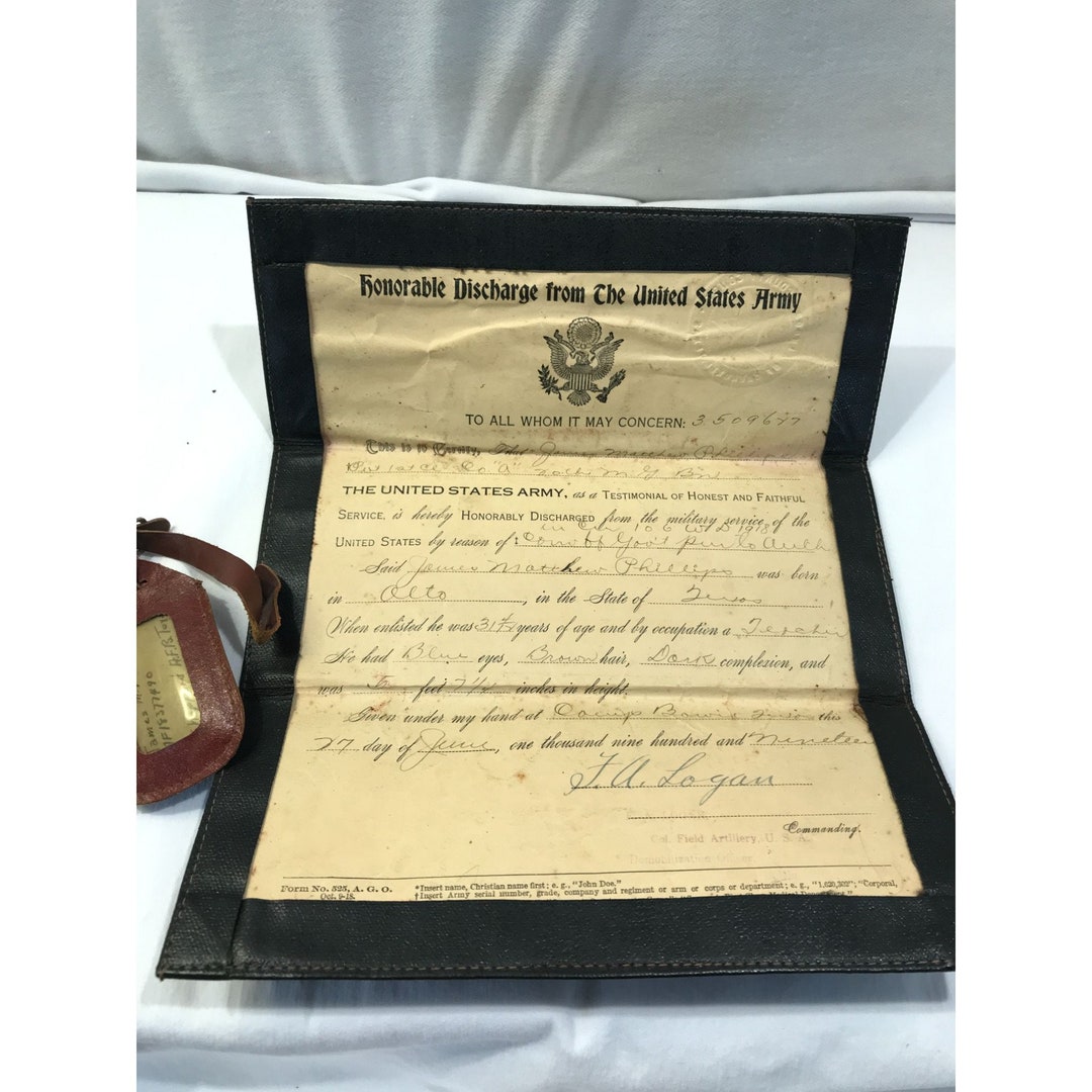 Vintage WW1 US Army, 1919 Honorable Discharge Paperwork in Folder and ...