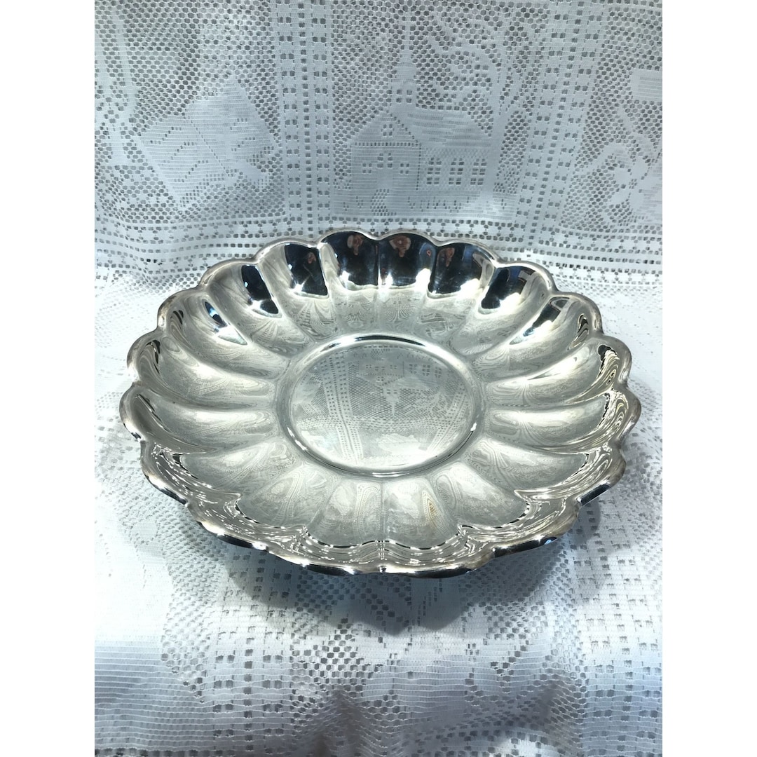 Reed & Barton 13 Silverplate Serving Platter, 109 Holiday Pattern - Etsy