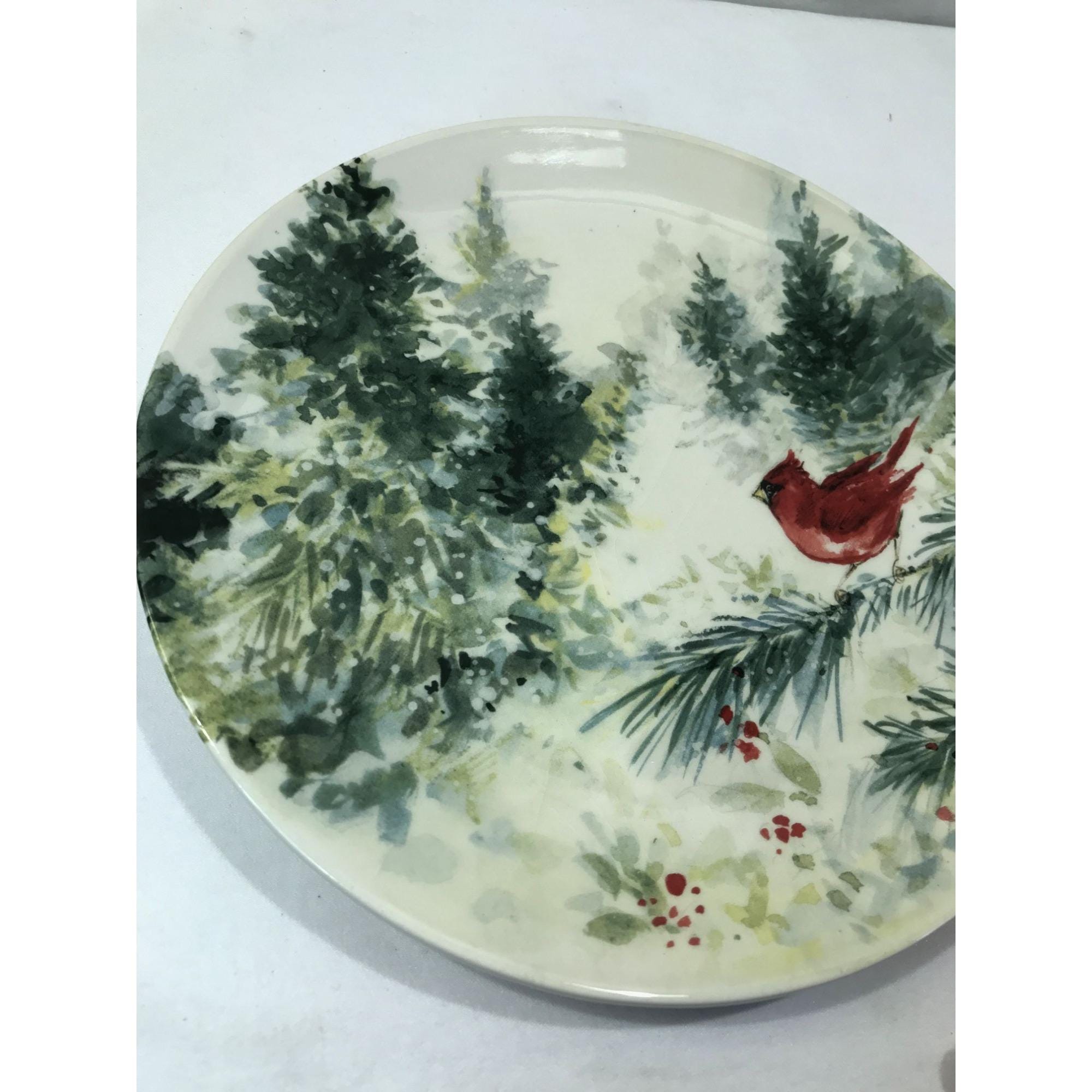 Cracker Barrel A Christmas to Remember Plate, 8" Round Plate, Cardinal ...