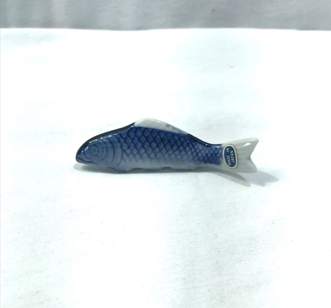 Japanese Chopstick Rest, Fish Shaped Blue White Porcelain, Vintage, 3 ...