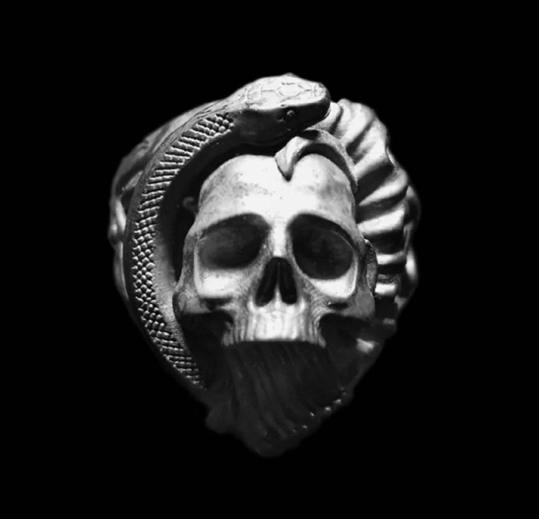 Mysterious Snake Soul Dark Power Maxilla Sacrifice Snake Totem Ghost ...