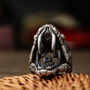 Black Mamba Snake Ring Handmade Fashion Realistic Snake Head Snake ...