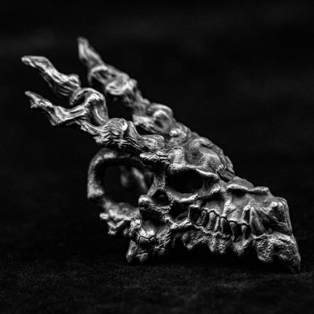 Chinese Wind Demon Dragon World of Warcraft Pendant Necklace Big Dragon ...