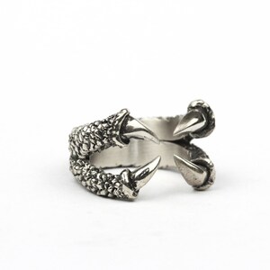 Sharp Condor Claw Ring - Soaring Eagle Accessories ...