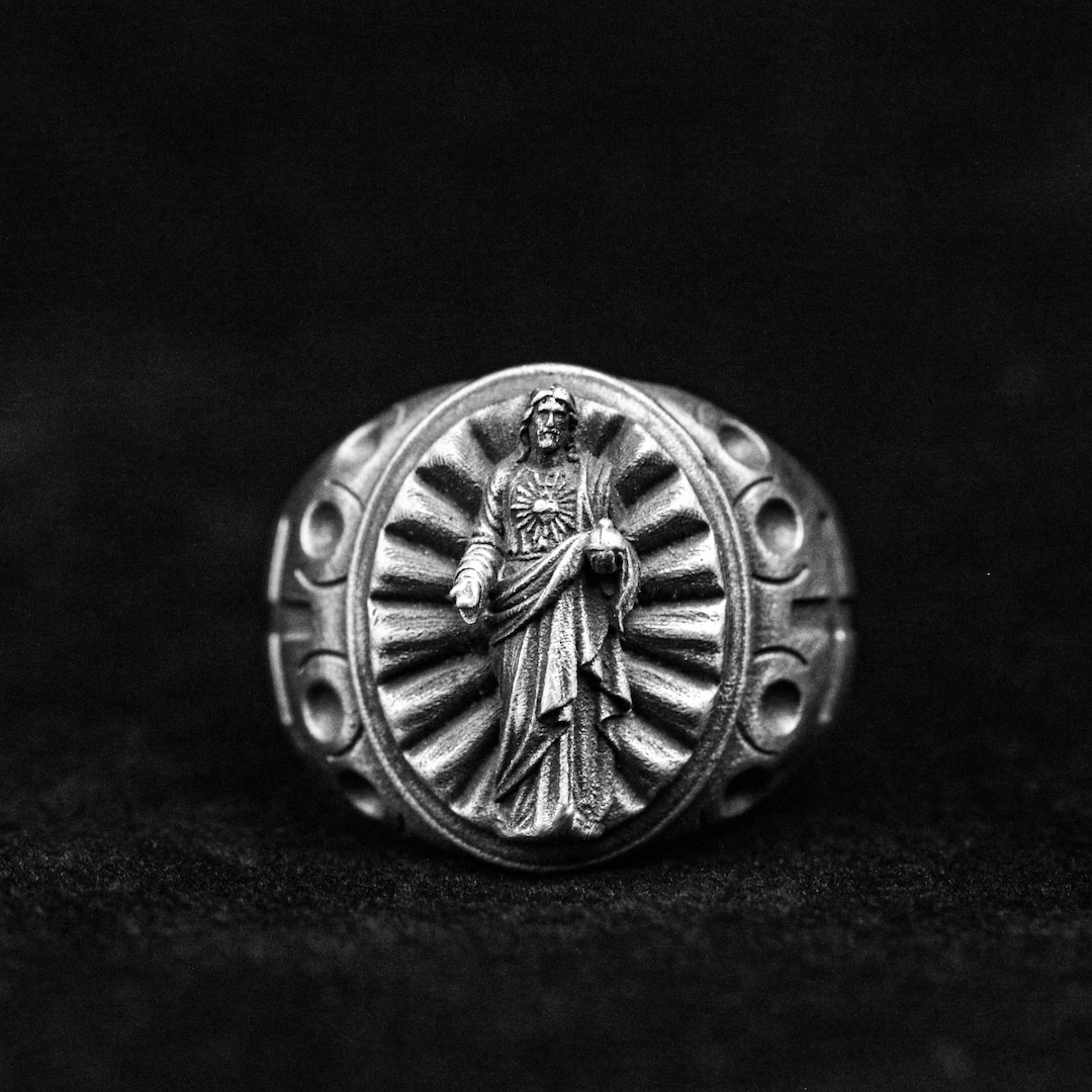 Christ Missionary Icon Statue Ring Spawn Statue Good Friday Missionary ...