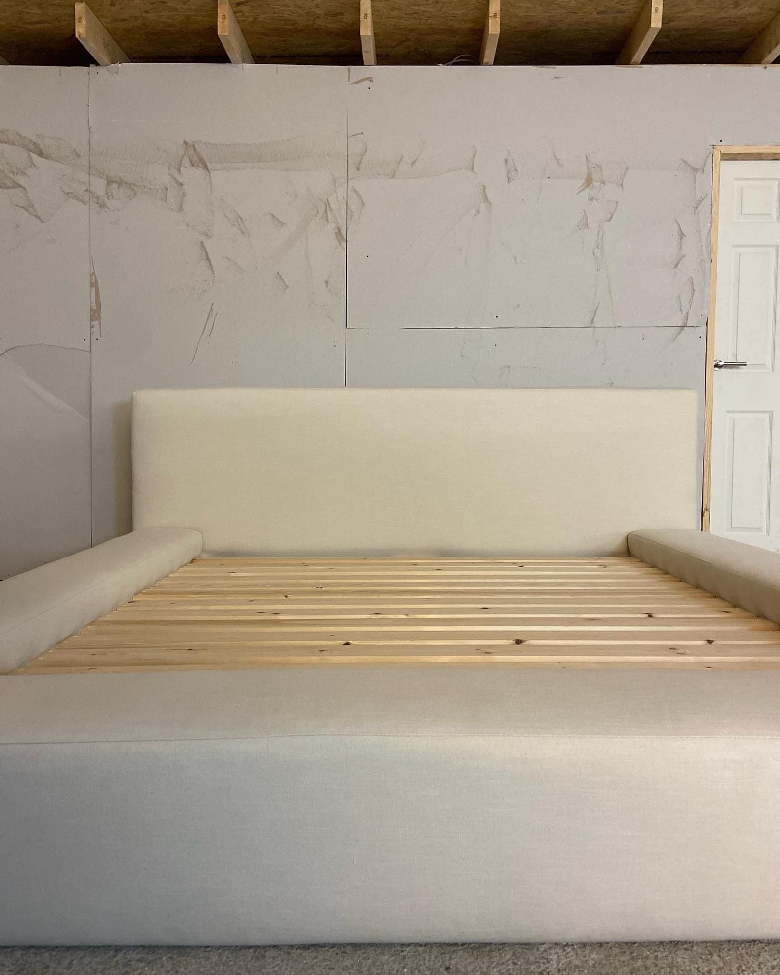 The Delara Bed - Etsy